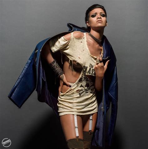 Rihanna In Ripped Shirt Porn Pic Eporner