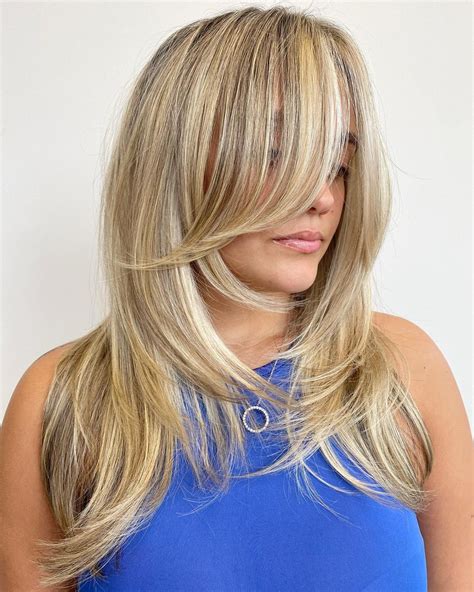 Feathered Side Bangs