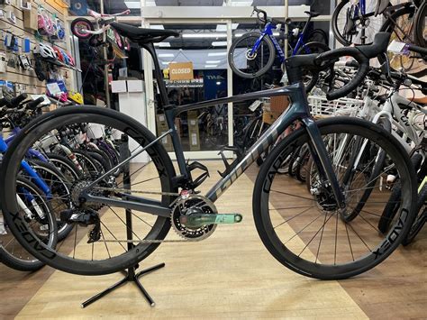 Giant捷安特 捷勁自行車行 Defy一直以來都在歐美地區大受好評！ 唯獨台灣一直以來都被台灣市場所忽略