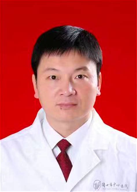 周口抗疫先锋：周口市中心医院 冀战一 中华龙都网 周口报业传媒集团主办 河南省重点新闻网站