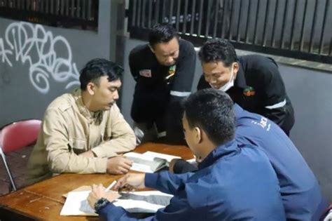 Sanksi Tegas Pembuang Sampah Sembarangan Di Tangerang KTP Siap Siap