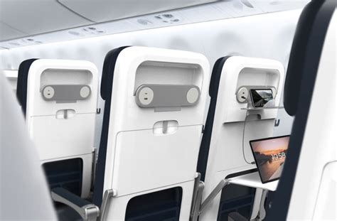 Air France Unveils New Interiors For Embraer 190 Fleet