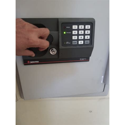 User Manual SentrySafe S3871 English 13 Pages