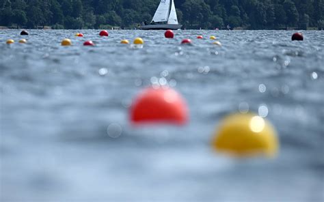 Mutter überfährt Tochter mit Boot Kind stirbt wenig später
