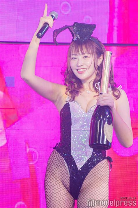 てんちむ「アメリカで激太り」自己流ダイエット法＆ビフォーアフター公開 バーレスク 激太り セクシーな服装