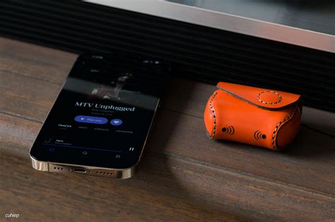Trên Tay Và Tặng Bao Da Sạc Không Dây Airpods Pro 2