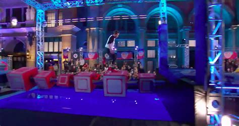 Stephen Amells Full Celebrity Ninja Warrior Run American Ninja