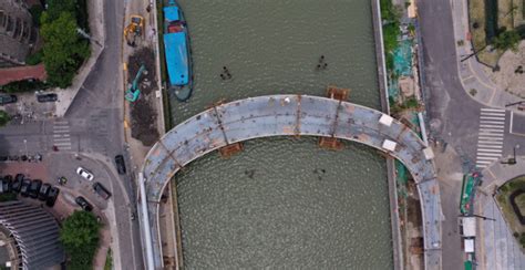 苏州河上又添新桥，安远路跨苏州河桥新建工程桥梁结构贯通 腾讯新闻
