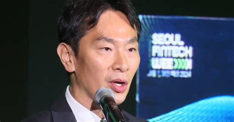 이복현 기준금리 인하에도 예대금리차 확대 바람직하지 않아