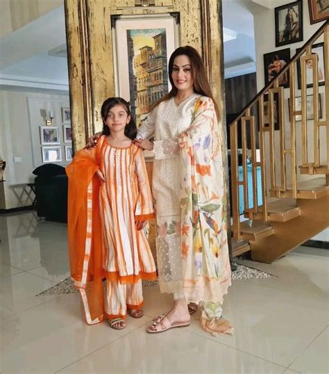 Pictures From Sadia Imam Daughter Meerab S Roza Kushai Reviewit Pk