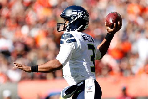 Nfl Week 7 Super Six Preview Carson Wentz Vs Dak Prescott Lamar