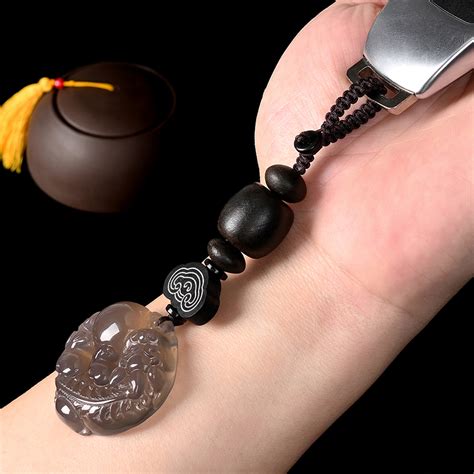 汽车钥匙挂件女士高档精致玉貔貅吊坠个性男创意扣锁匙链情侣挂饰 虎窝淘