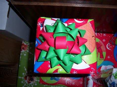 Diy Paper Gift Bows How To Make A Gift Bow Paper Folding On Cut Out Keep