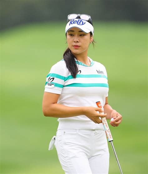 난코스 극복한 윤이나 Kb금융 스타챔피언십 2r 공동1위 Klpga 메이저