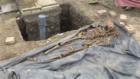 На Хмельниччині під час буріння криниці виявлено скелет людини XМ ІНСАЙД