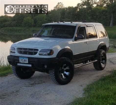 99 Ford Explorer Lifted