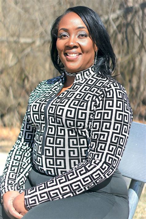 About Me Dr Tracy Times