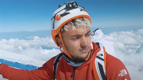 Après des mois de silence Inoxtag annonce enfin la sortie de son documentaire sur son ascension
