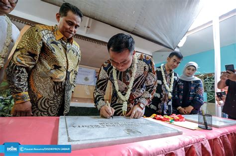 Medikom Online Dua Slb Di Kota Bogor Resmi Alih Status Menjadi Negeri