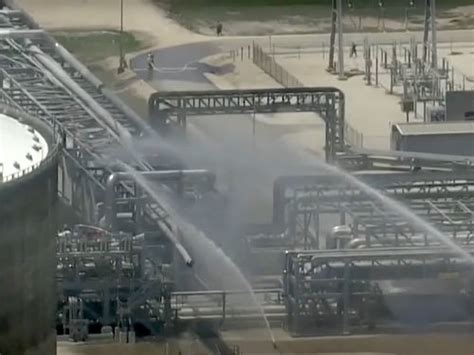 Texas Export Terminal Admits Human Error In Lng Explosion Fire