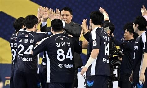 스포키 남자 핸드볼 두산 H리그 초대 챔피언 등극9시즌 연속 우승