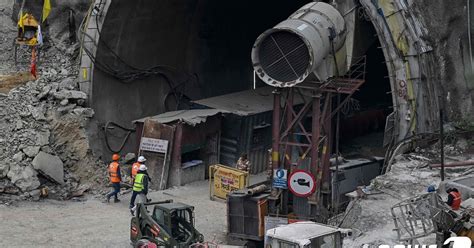 인도 공병들 41명 갇힌 터널 손으로 파내는 쥐구멍작전 준비
