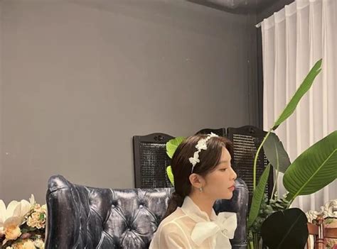 230122 Alice Do A Instagram Update Kpopping