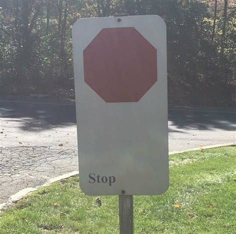 Stop Sign Created Using Css Rprogrammerhumor