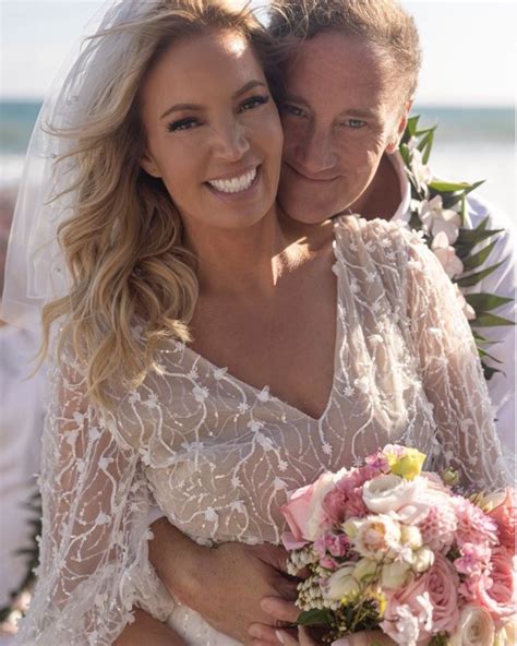 Jeanie Buss Actress 60 Photos Moonagedaydreamfilm