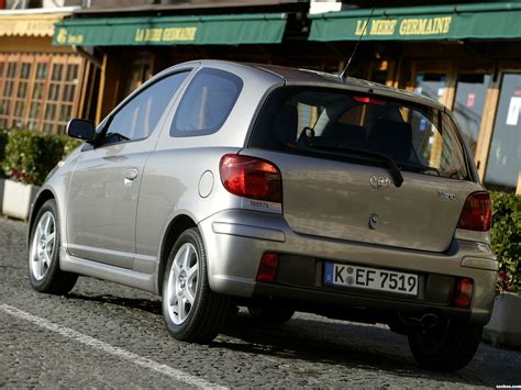 Fotos De Toyota Yaris 2003