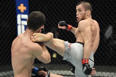 Download Umar Nurmagomedov During Intense Game Wallpaper