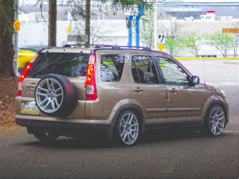 2005 Honda Cr V With 18x8 5 30 Esr Cs8 And 215 30r18 Lexani Lxuhp 207