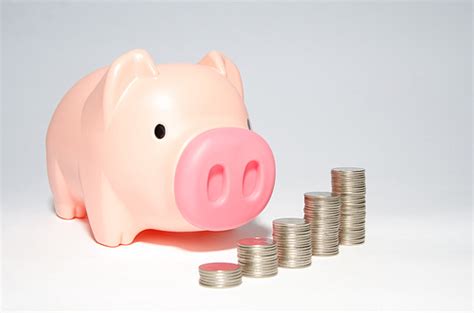 돼지저금통과 동전 유토이미지 상세페이지 베이직샵 20815216