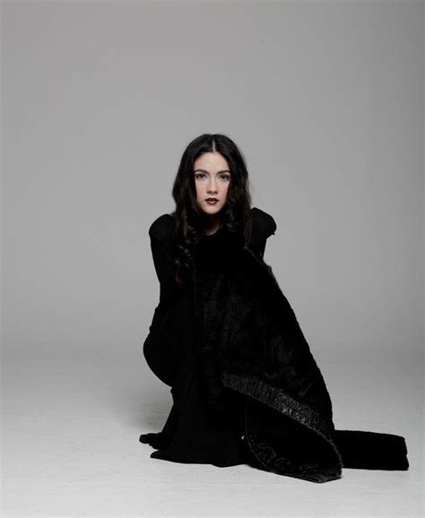 The Hunger Games France Photoshoot De Isabelle Furhman Pour Sal Owen
