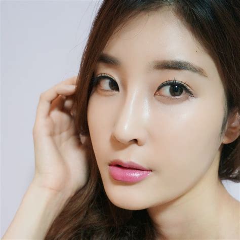 핑크 립스틱and메이크업베이스 추천 입생로랑 박수진 화보 메이크업♡ 네이버 블로그