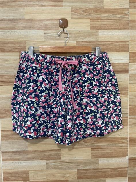 ติดจอง 🍎uniqlo🍎 กางเกงผ้า ขาสั้น เอวยางยืด มีเชือกผูกสีสวย ⭕ผ้าเรยอน💯 ☘️ ไซส์ Xl เอว 30 40 นิ้ว