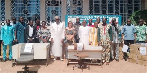 Bobo Dioulasso La Délégation Spéciale Vole Au Secours Des élèves