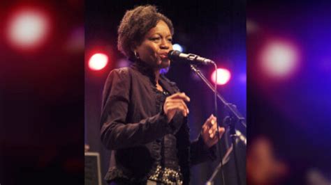 Musik Soulsängerin Lisa Doby Und Band Begeisterten 160 Zuhörer In