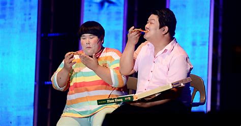 Td포토 유민상 김수영 먹을때 제일 행복한 아빠와아들