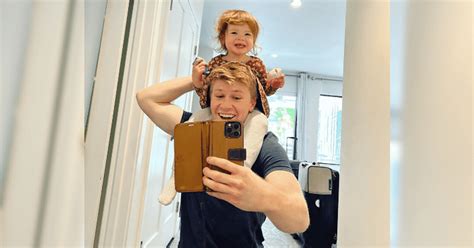 Robert Irwin Shares Adorable Uncle Life Selfie With Niece Scoop