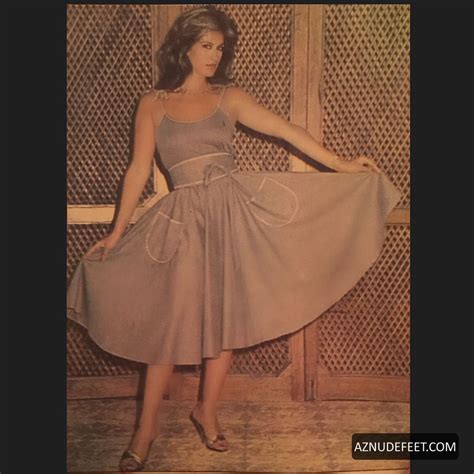 GÜlsen Bubikoglu Feet Aznudefeet