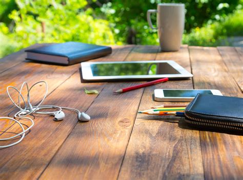 My Personal Love Hate Relationship With Technology Root Psychology