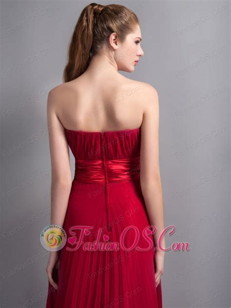 Romantic Red Empire Strapless Bridesmaid Dress Chiffon Pleat Floor