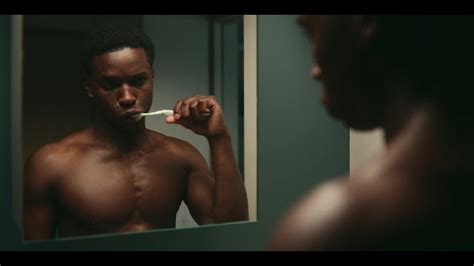 Auscaps Kedar Williams Stirling Shirtless In Sex Education 1 03