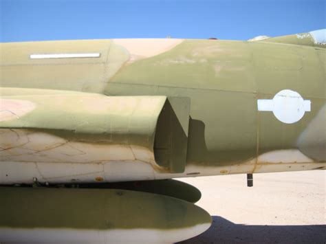 RF-101C Comparison Photo 03