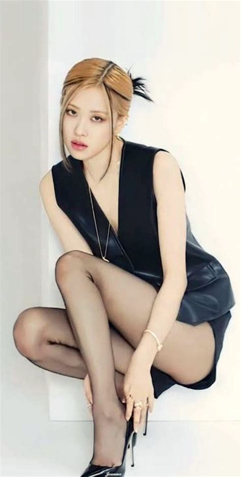 Rose Aussi Queen Blackpink Rosie Posey Roseanne 🌹 Rose Chaelisa