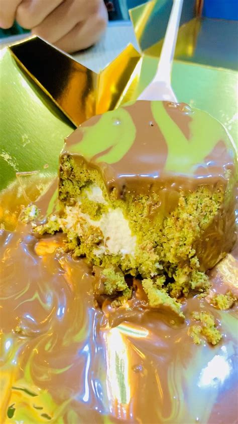 Body7asaballh ‎التشييز بومب👀 جربتوها ولا لسه؟ محدش يجرب اختراع بلبن الجديد من غيري💙💙😂 Food