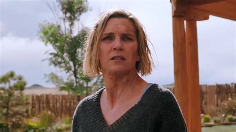 تیزر جدید سریال Pluribus کاخ سفید در خدمت ریا سیهورن