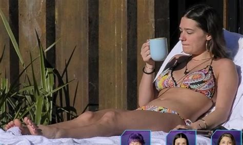 Alessia Traversos Feet