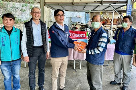 年前慰勞旗山、仁武清潔隊員辛勞 陳其邁：將持續致力改善同仁待遇 全國旅遊時報